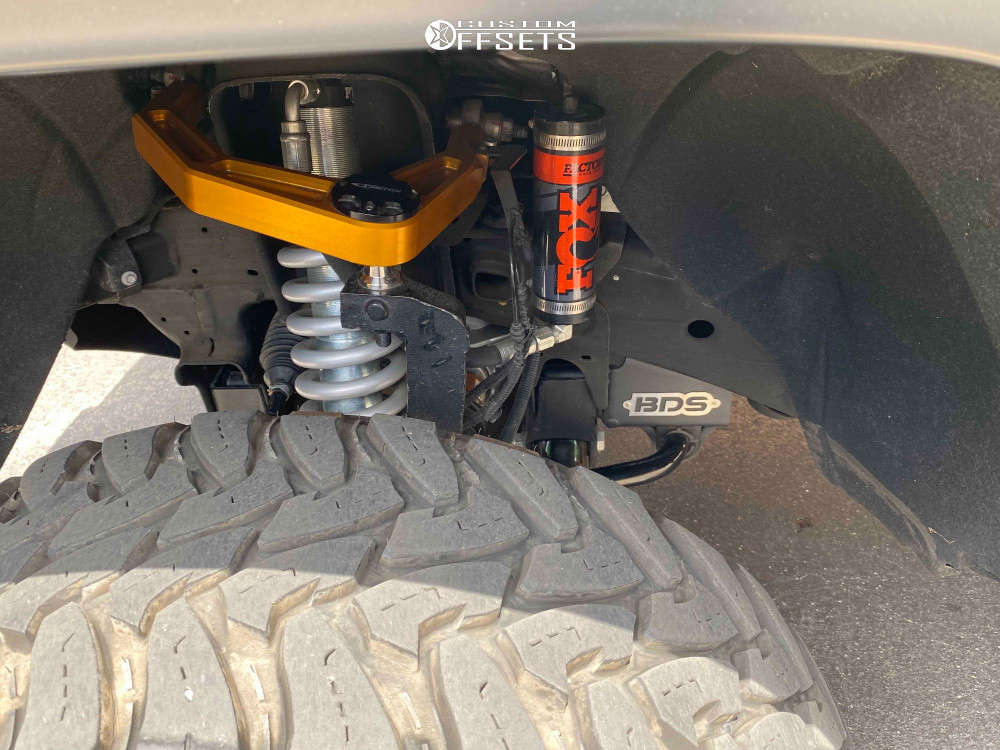 2020 GMC Sierra 1500 with 22x14 -44 Black Rhino Raze and 35/12.5R22 ...