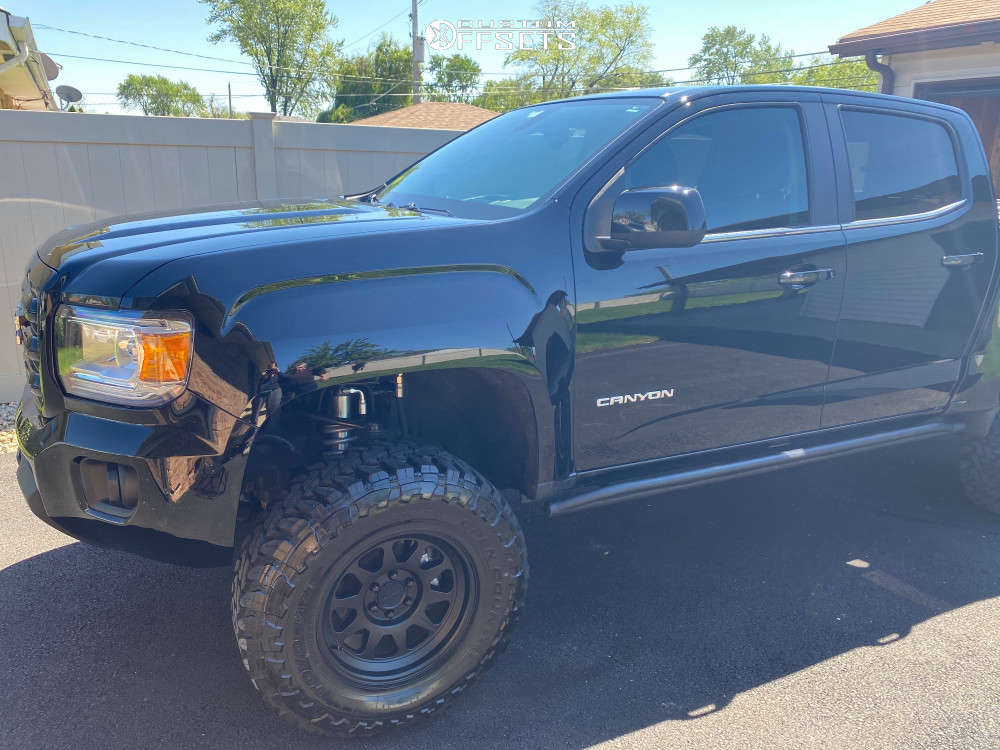 2017 GMC Canyon with 17x8.5 0 Method Mr316 and 285/70R17 Toyo Tires ...