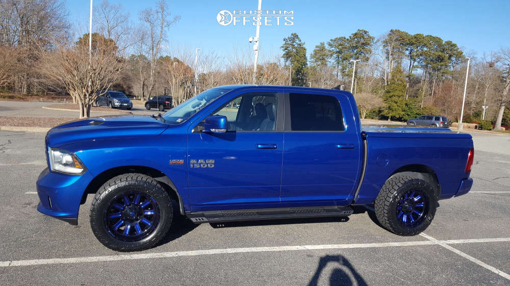 2014 Ram 1500 with 20x10 -18 Fuel Hardline and 33/12.5R20 Toyo Tires ...