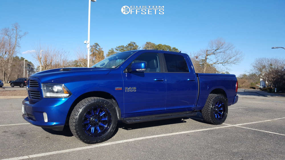 2014 Ram 1500 with 20x10 -18 Fuel Hardline and 33/12.5R20 Toyo Tires ...