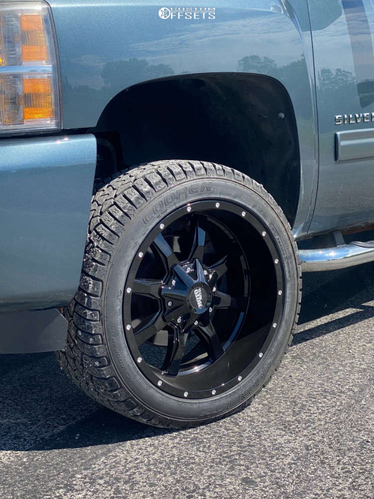 2011 Chevrolet Silverado 1500 with 20x10 -18 Moto Metal Mo970 and 275 ...