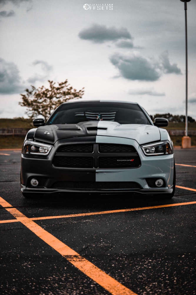 2014 Dodge Charger with 19x9 22 XXR 530d and 245/35R19 Federal SS595 ...