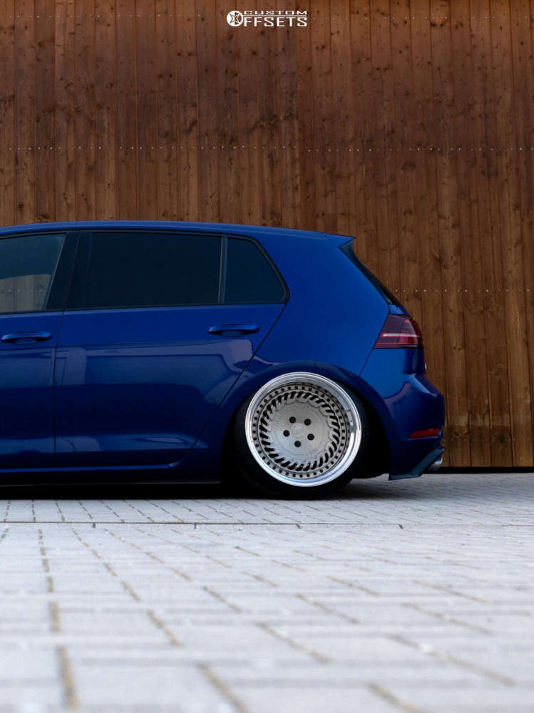 2017 Volkswagen Golf R with 18x10 24 Rad 48 Forged DDR-T and 215/35R18 ...