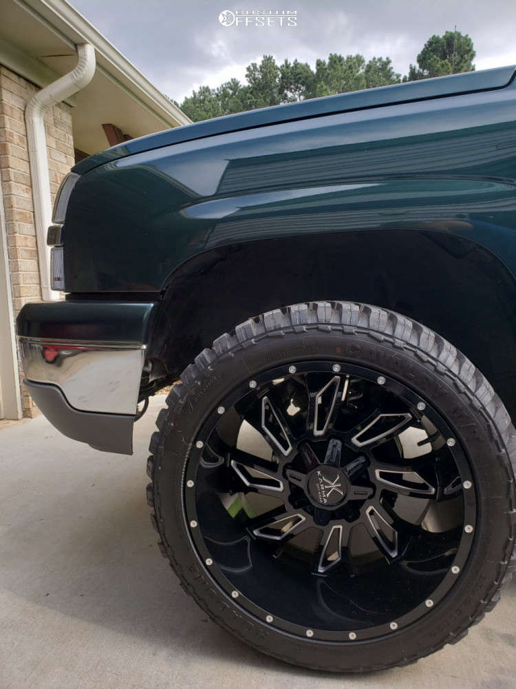 2004 Chevrolet Silverado 1500 with 22x12 -44 Karma Offroad K25 and 33/ ...