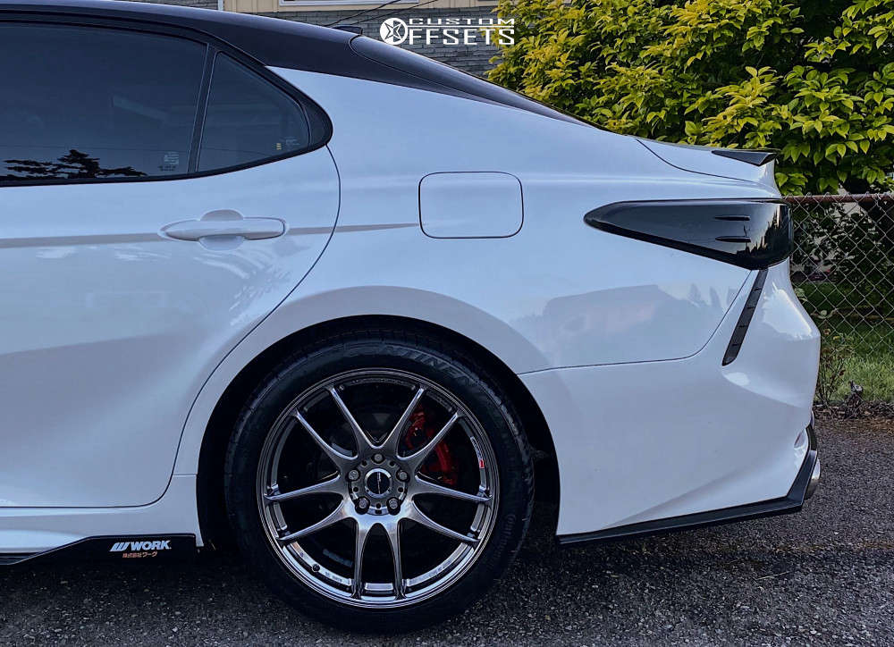 2020 Toyota Camry with 19x8.5 35 Work Emotion Cr Kiwami and 245/40R19 ...