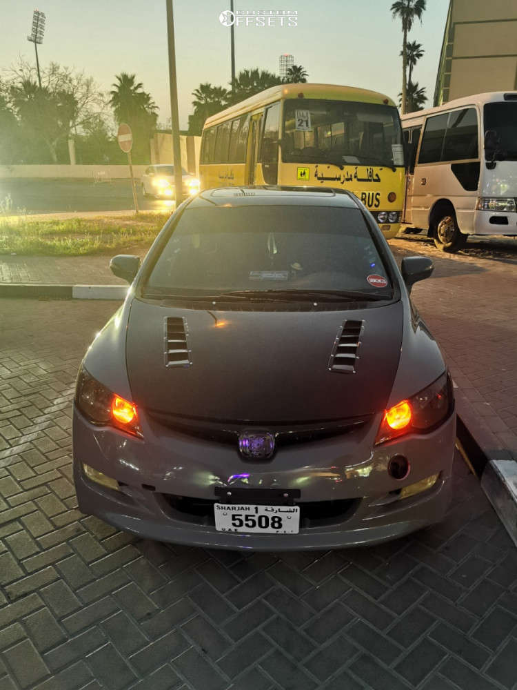 Honda Civic Tour Van