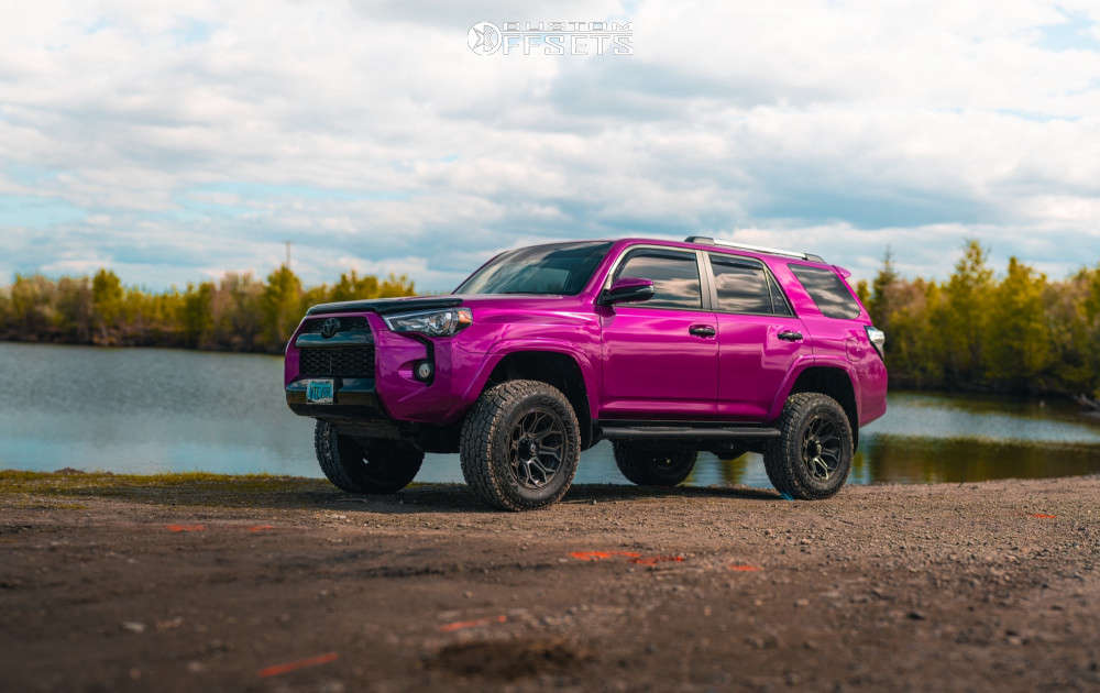 2019 Toyota 4Runner with 18x9 1 Fuel Siege and 285/65R18 Toyo Tires ...