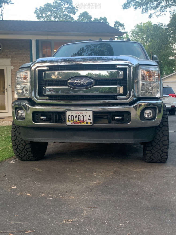 2016 Ford F-350 Super Duty with 22x10 -19 Vision Rocker and 35/12.5R22 ...