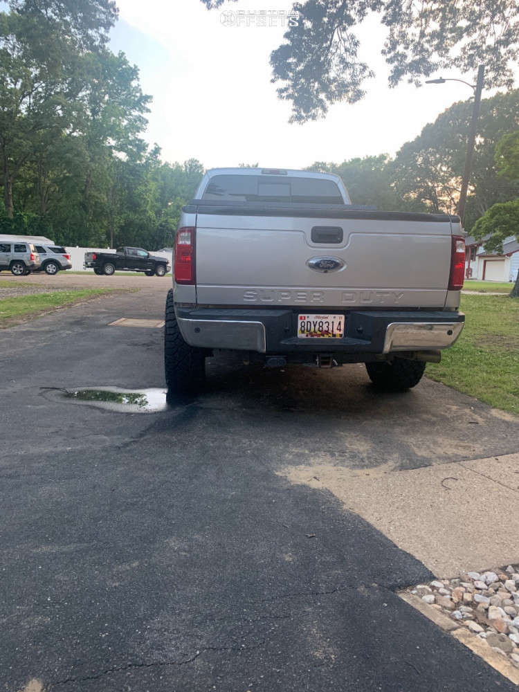 2016 Ford F-350 Super Duty with 22x10 -19 Vision Rocker and 35/12.5R22 ...