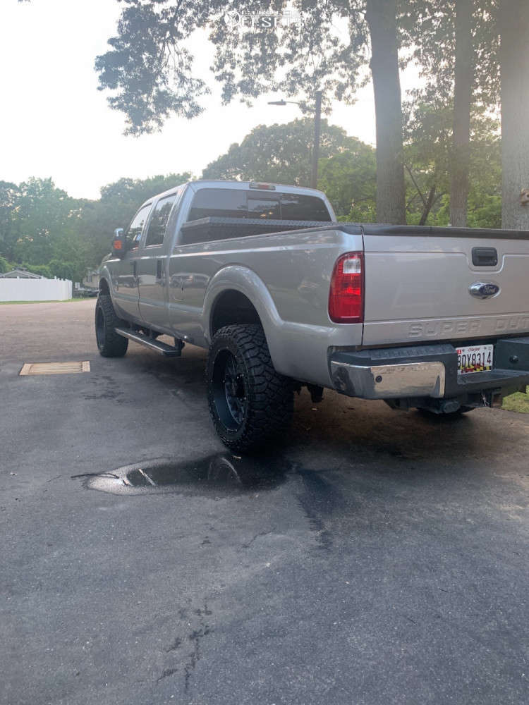 2016 Ford F-350 Super Duty with 22x10 -19 Vision Rocker and 35/12.5R22 ...