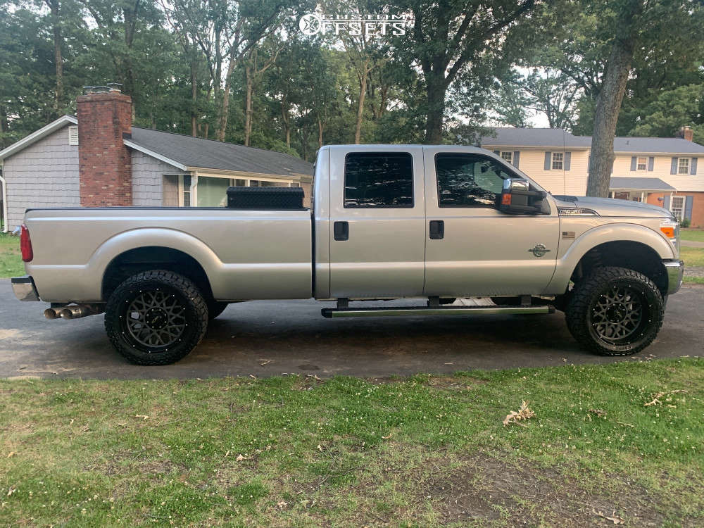 2016 Ford F-350 Super Duty with 22x10 -19 Vision Rocker and 35/12.5R22 ...