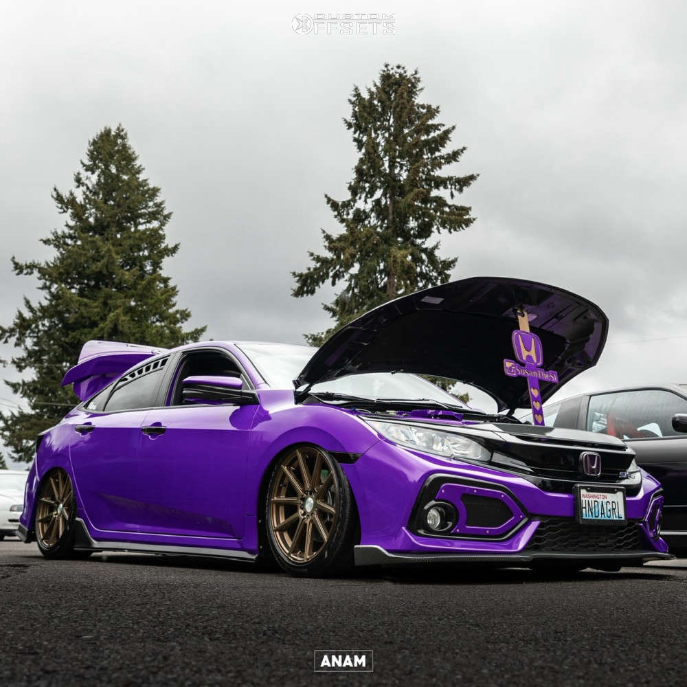 2018 Honda Civic with 18x8.5 40 F1R F27 and 235/40R18 Goodyear All ...