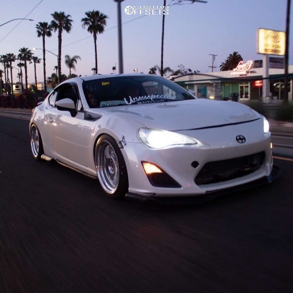 2013 Scion FR-S with 18x9.5 22 Aodhan Ds01 and 275/40R18 Federal Ss535 ...