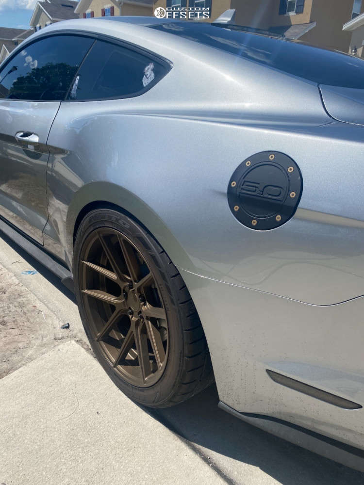 2020 Ford Mustang with 20x9 32 Aodhan Aff3 and 275/35R20 Nitto Nt555 G2 ...