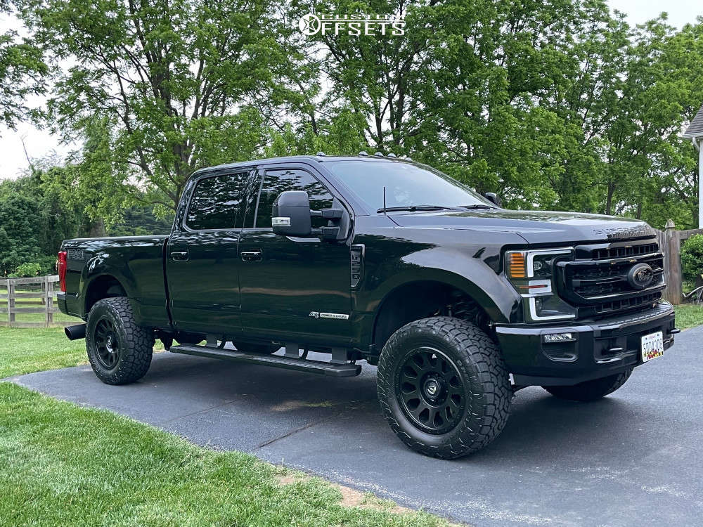 2020 Ford F-250 Super Duty with 20x9 1 Fuel Vector and 35/12.5R20 Toyo ...