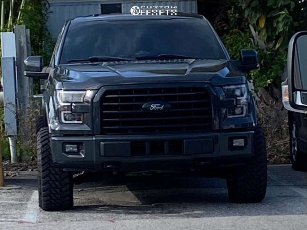 2016 Ford F-150 with 22x12 -44 Hostile Rage and 33/12.5R22 Atturo Trail ...