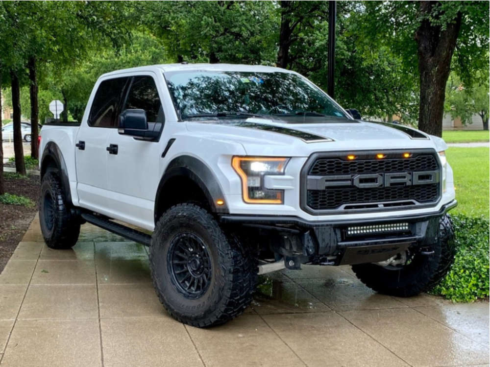 KMC KM542 18x9 0 Black | KM54289068700 | Custom Offsets