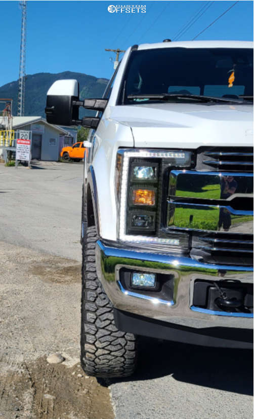 2018 Ford F-350 Super Duty with 20x9 18 Moto Metal Mo970 and 35/12.5R20 ...