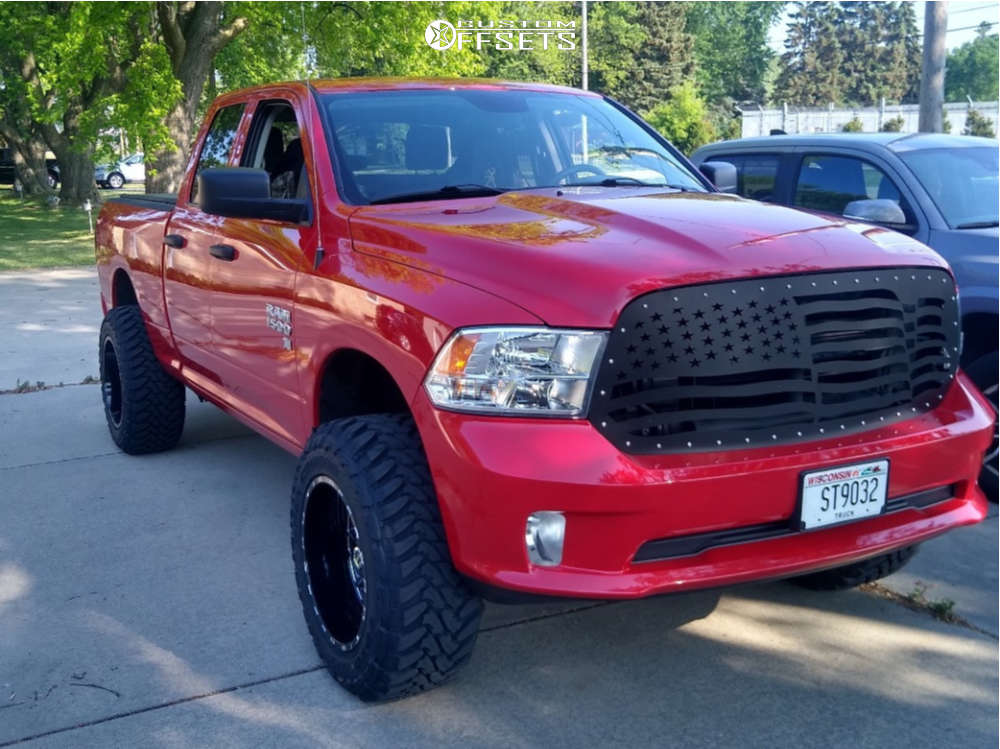 2018 Dodge Ram 1500 with 20x12 -44 TIS 544BM and 35/12.5R20 Toyo Tires ...
