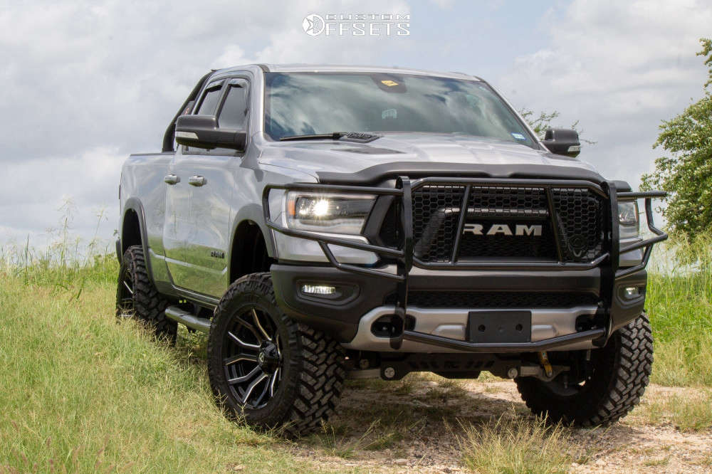2020 Ram 1500 with 20x10 -18 Fuel Rage and 35/12.5R20 Nitto Ridge ...