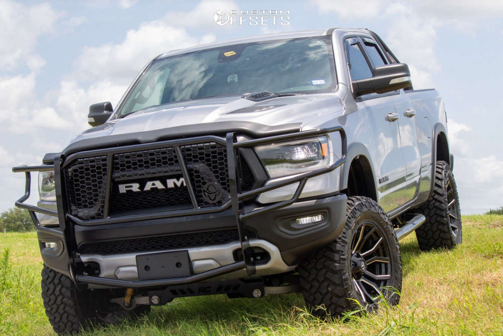 2020 Ram 1500 with 20x10 -18 Fuel Rage and 35/12.5R20 Nitto Ridge ...