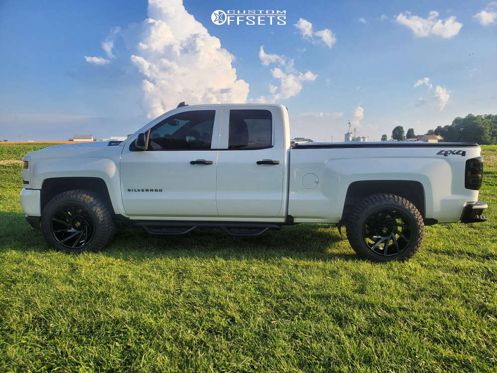 2018 Chevrolet Silverado 1500 with 20x12 -44 RBP 77r and 33/12.5R20 ...