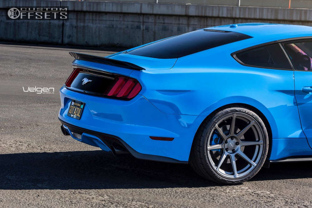 2017 Ford Mustang with 20x10.5 45 Velgen Vmb8 and 305/30R20 Nitto Nt555 ...