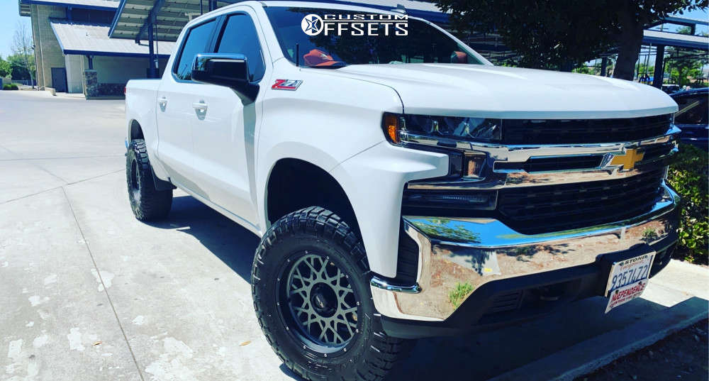 2020 Chevrolet Silverado 1500 with 18x9 -12 Vision Rocker 412 and 35/12 ...