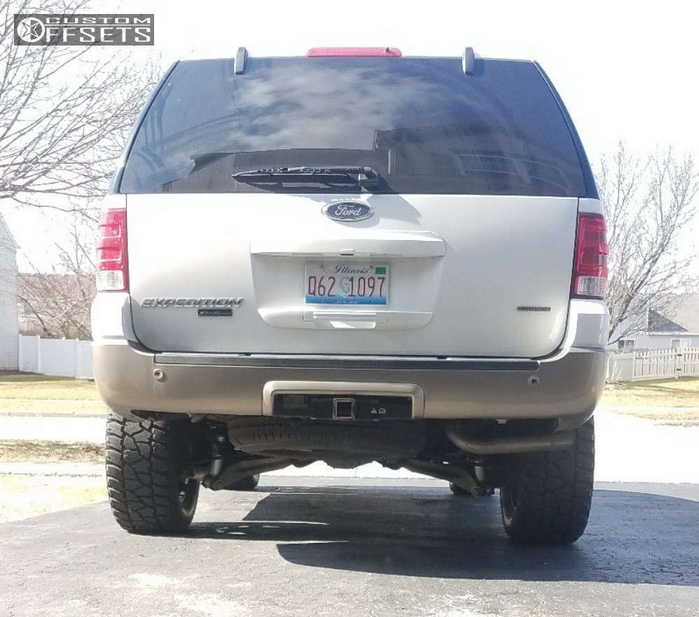 2003 Ford Expedition with 20x9 -12 Ballistic Jester and 305/55R20 ...