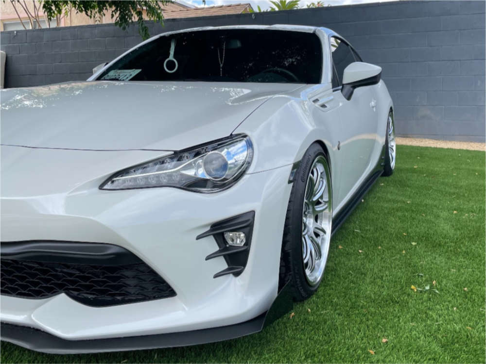 2020 Toyota 86 with 18x9.5 38 AVID1 AV40 and 245/35R18 Continental ...