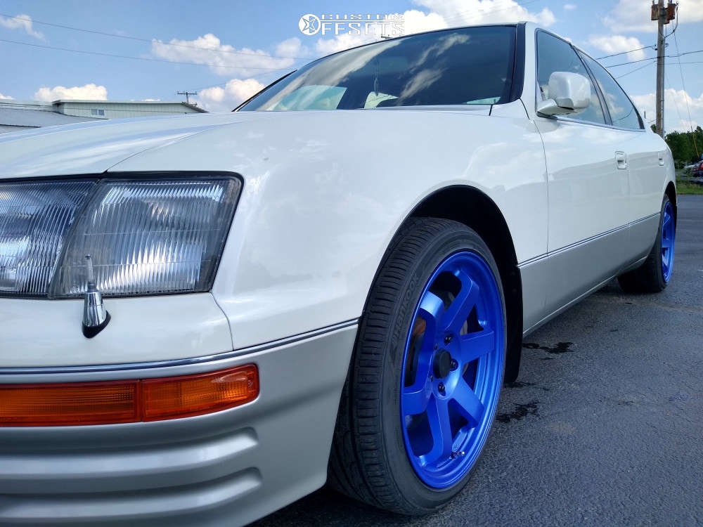 1996 Lexus LS400 Flush Stock | Custom Offsets