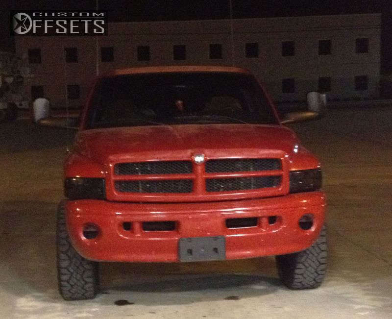 2001 Dodge Ram 1500 with 17x9 -0 XD XD801 and 285/70R17 Goodyear ...