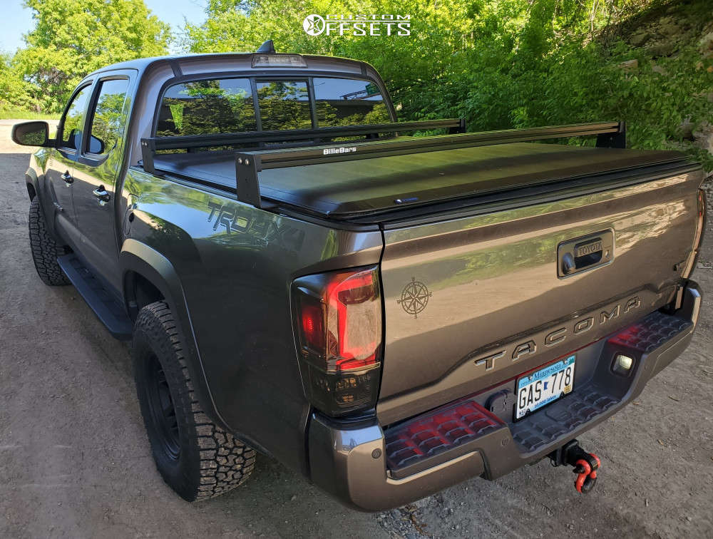 2016 Toyota Tacoma with 16x8 Vision Manx 2 Overland and 31/8.5R16 ...