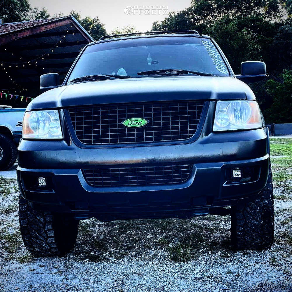 2001 Ford F-150 with 20x10 -24 XD Xd825 and 35/12.5R20 Nitto Ridge ...