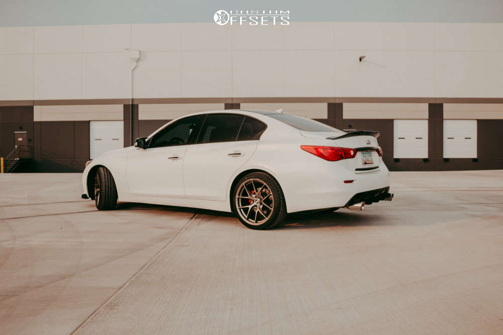 2015 INFINITI Q50 with 19x9.5 35 ESR Rf2 and 255/35R19 Achilles Atr ...