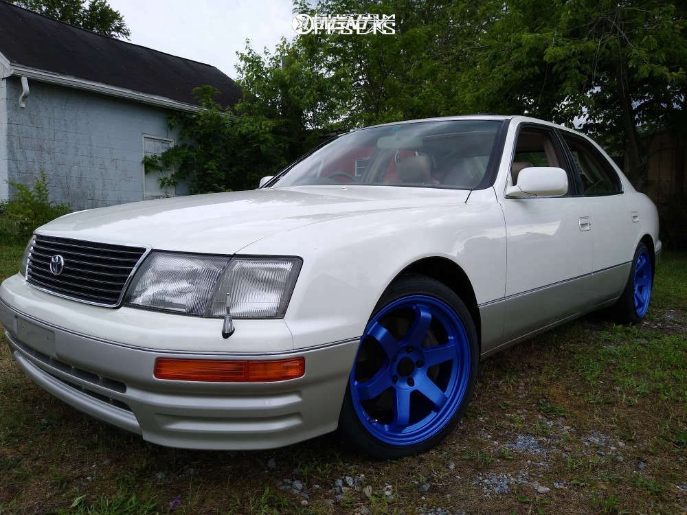 1996 Lexus LS400 Wheel Offset Flush Stock | 1748729 | Custom Offsets