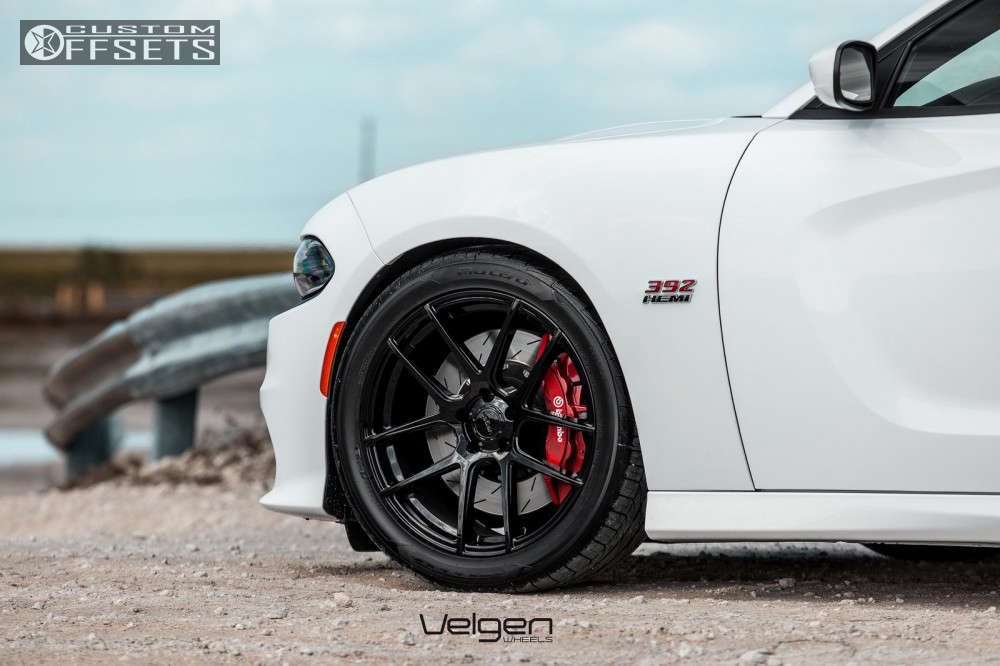 2016 Dodge Charger with 20x9 20 Velgen Vmb5 and 275/40R20 Nitto Motivo ...