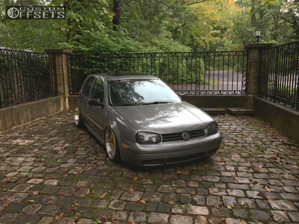 2003 Volkswagen Golf with 18x8.5 30 STR 601 and 205/40R18 Achilles Atr ...
