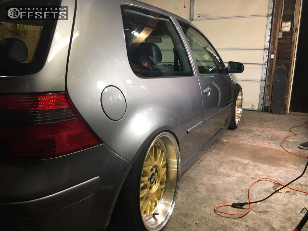 2003 Volkswagen Golf with 18x8.5 30 STR 601 and 205/40R18 Achilles Atr ...