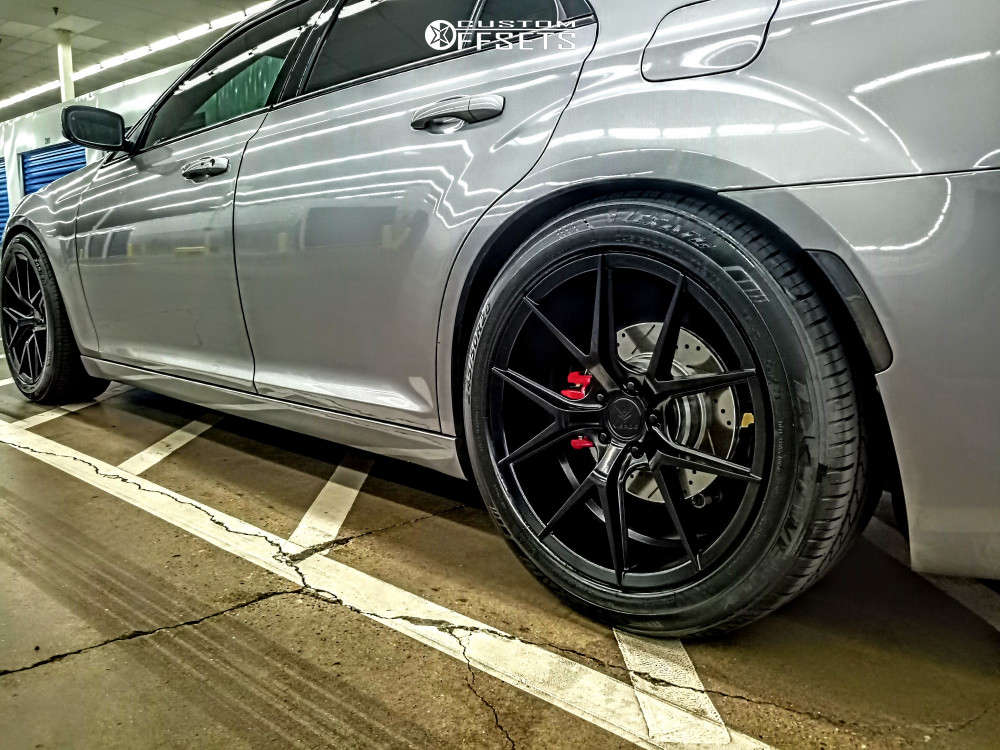 2017 Chrysler 300 with 20x9 38 Verde Axis and 245/50R20 Lexani Lx ...