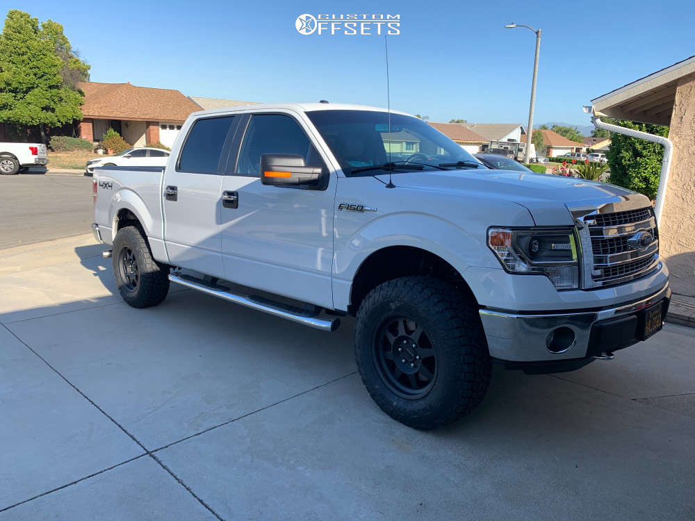 2014 Ford F-150 with 18x9 -17 Method Mr701 and 35/11.5R18 Toyo Tires ...