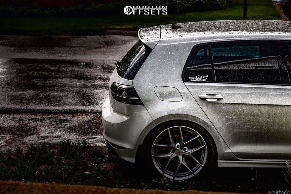 2016 Volkswagen Golf R with 19x8.5 45 Rotiform Flg and 235/30R19 ...