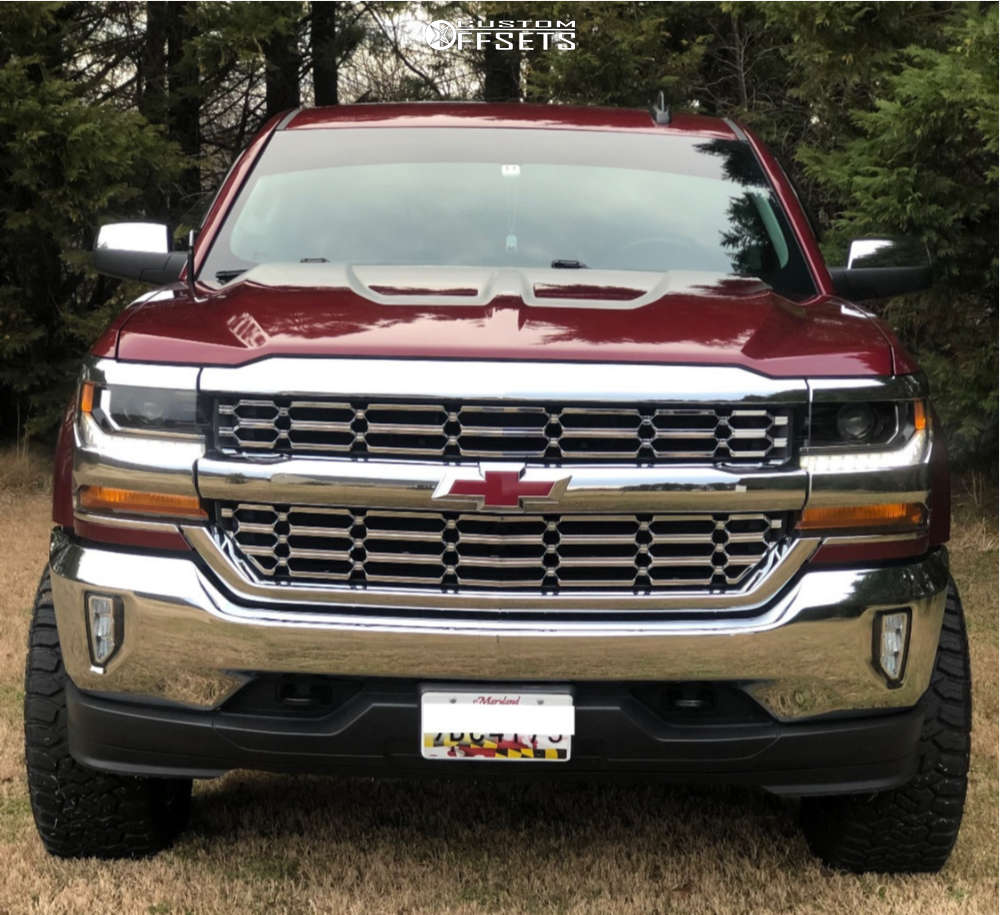 2017 Chevrolet Silverado 1500 with 20x10 -18 Fuel Maverick and 33/12 ...