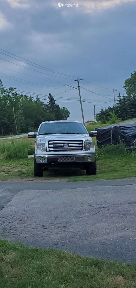 2013 Ford F-150 with 18x8.5 -0 Mayhem Tripwire and 31/8.5R18 BFGoodrich ...