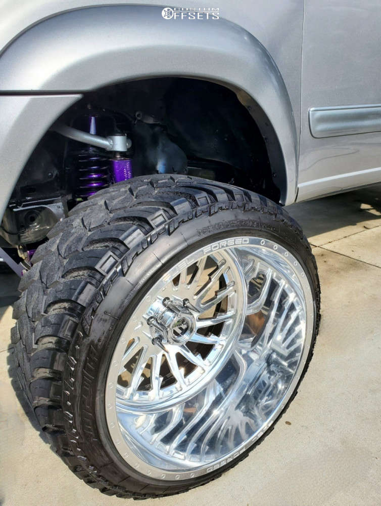 2004 Toyota Sequoia with 24x16 -106 Fuel Forged Ff30 and 35/13.5R24 AMP ...