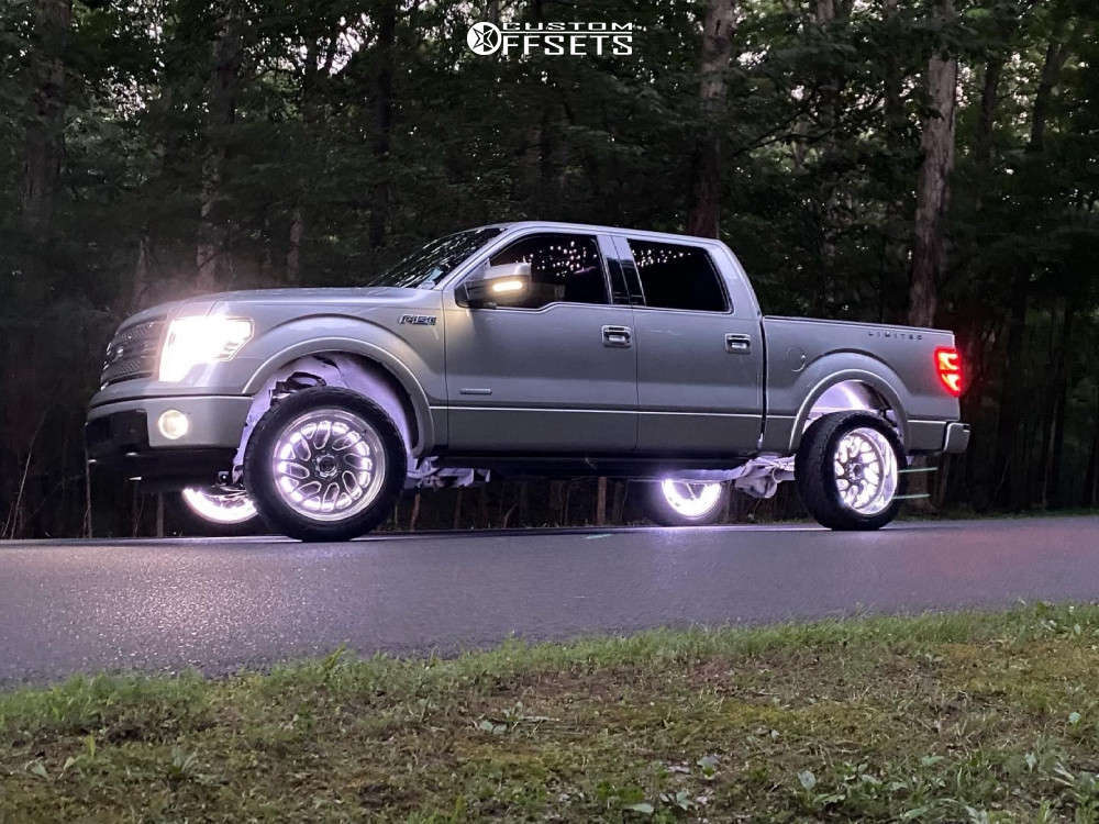 2014 Ford F-150 with 22x10 -18 Fuel Triton and 33/12.5R22 Toyo Tires ...