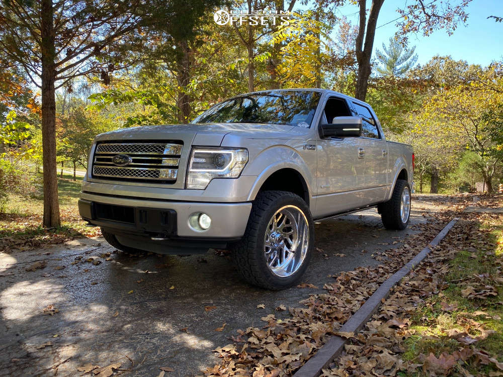 2014 Ford F-150 with 22x10 -18 Fuel Triton and 33/12.5R22 Toyo Tires ...