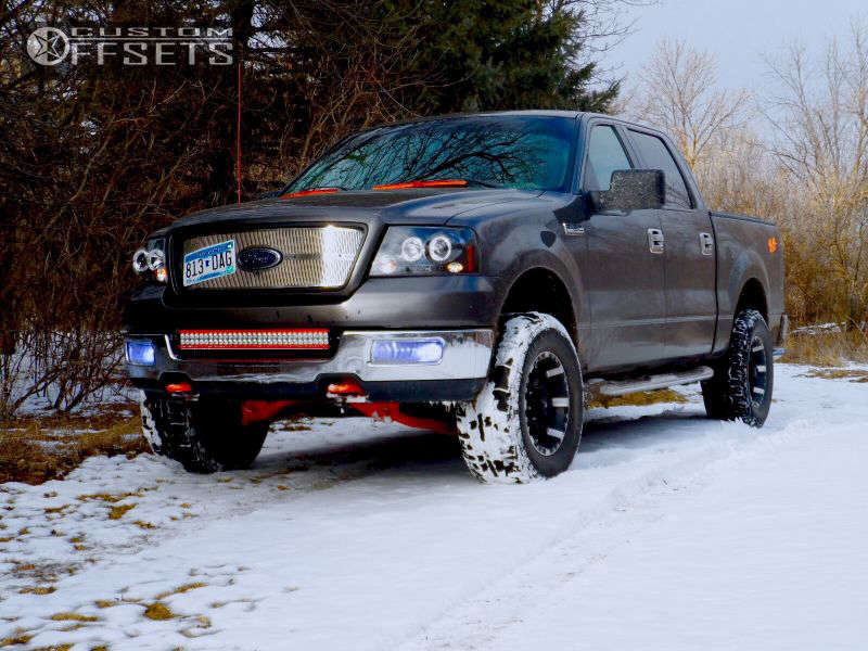 2004 Ford F-150 with 18x9 12 Incubus Crusher and 285/70R18 Kumho A/T ...