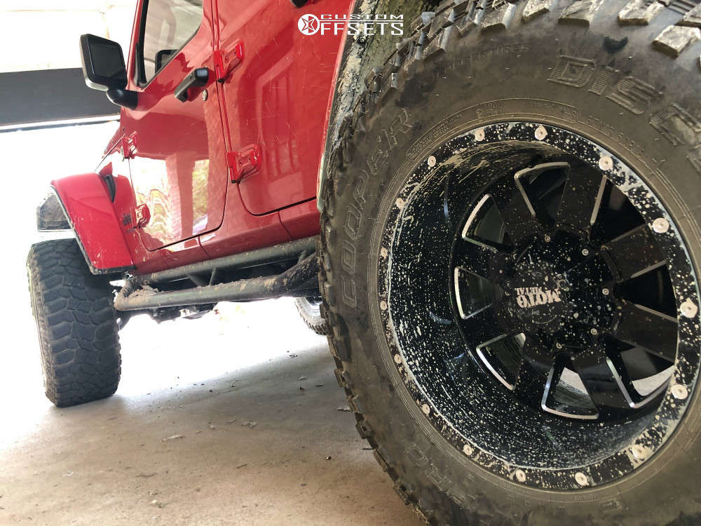 2019 Jeep Wrangler with 18x12 -44 Moto Metal Mo962 and 37/13.5R18 ...
