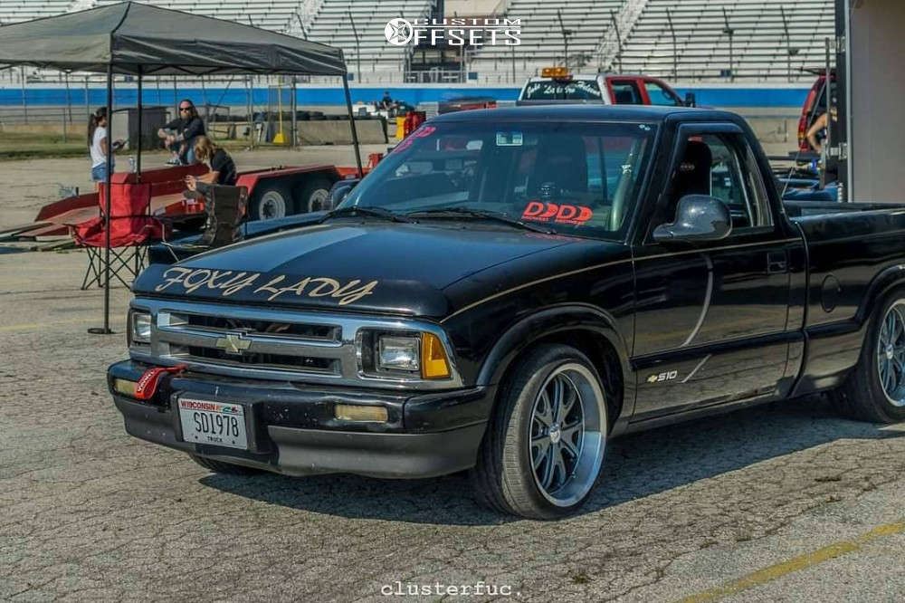 1994 Chevrolet S10 with 18x9.5 12 Vision Torque and 27/10.5R18 Nexen ...